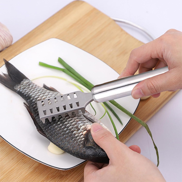 Stainless Steel Fish Skin Scraper – Bakeware.pk